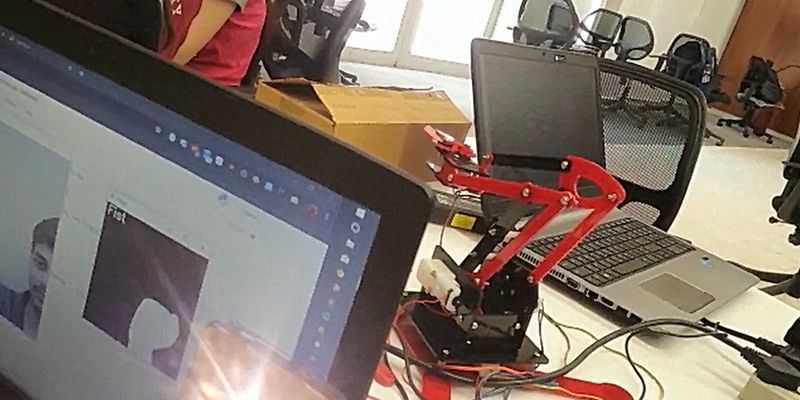 Github Shivamgoyal1899 Miniroboticarm Gesturerecognition 🤖 A Mini