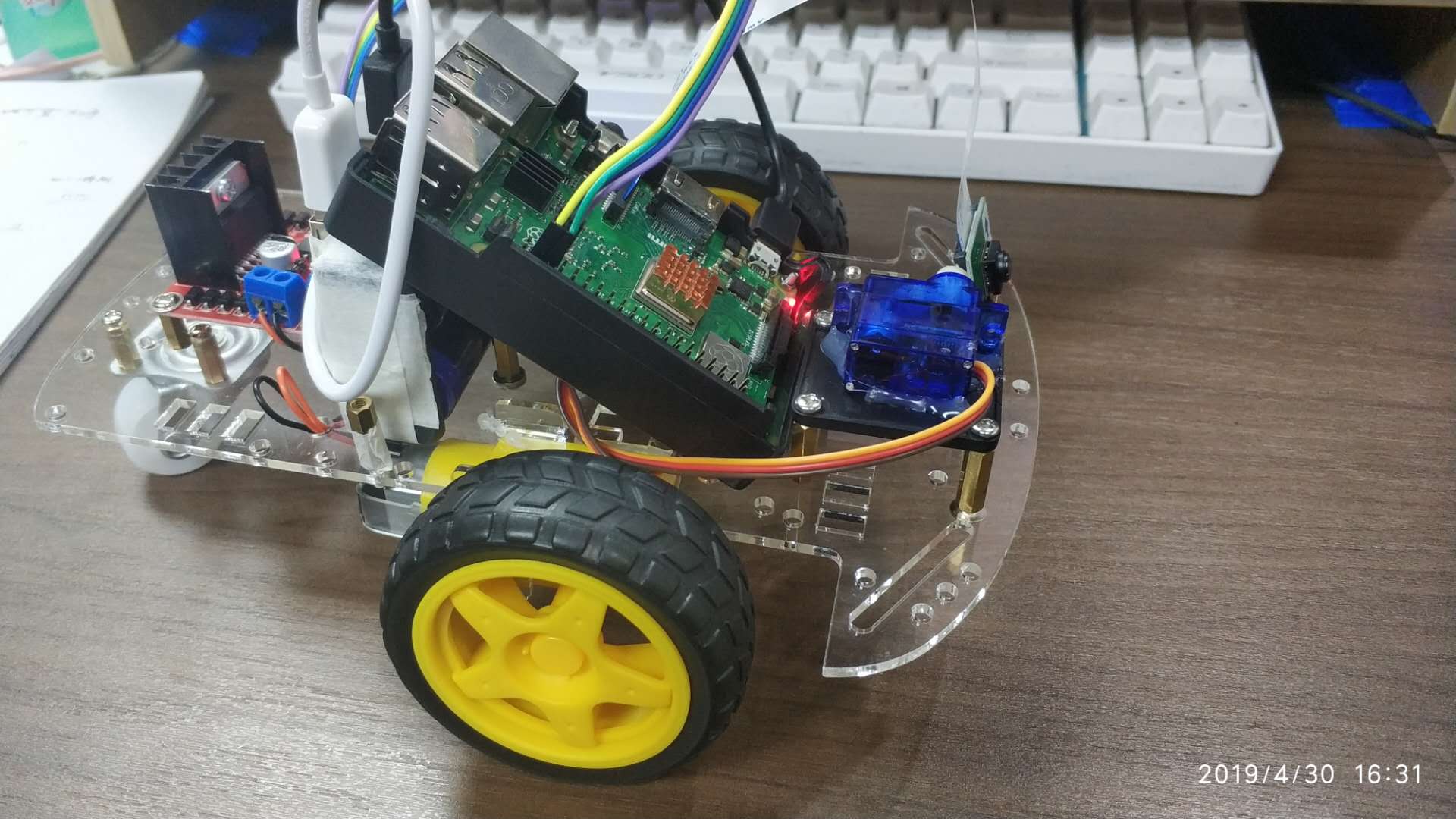 GitHub - Jason-hch/Jarvis: “贾维斯”是钢铁侠里的智能AI管家名字，我制作监控小车的目的是创造一个能够帮助主人在家值守的“管家”。它能自动巡逻，记录并及时上报异常状况 ...