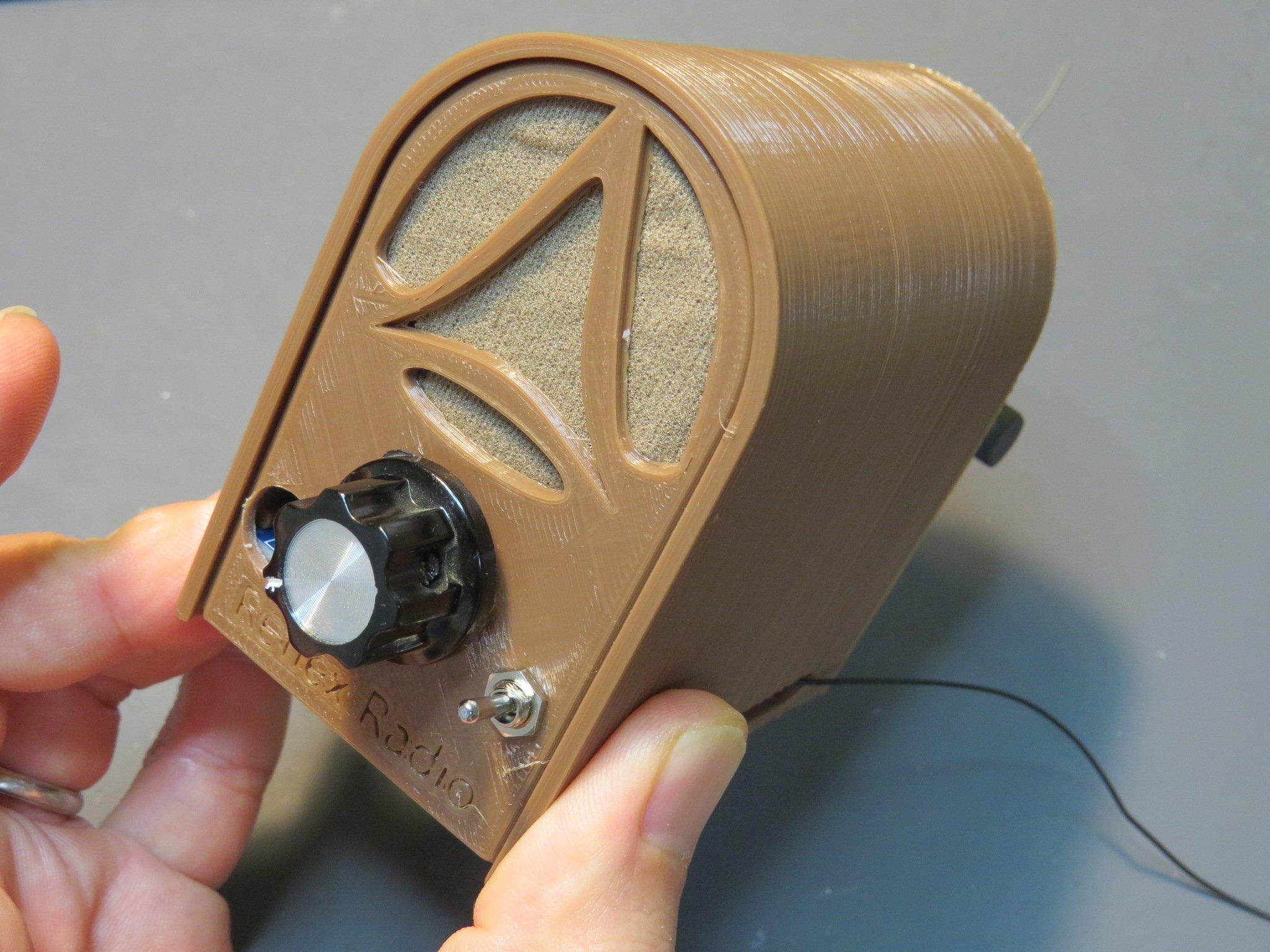 GitHub - kodera2t/Retro_radio_enclosure