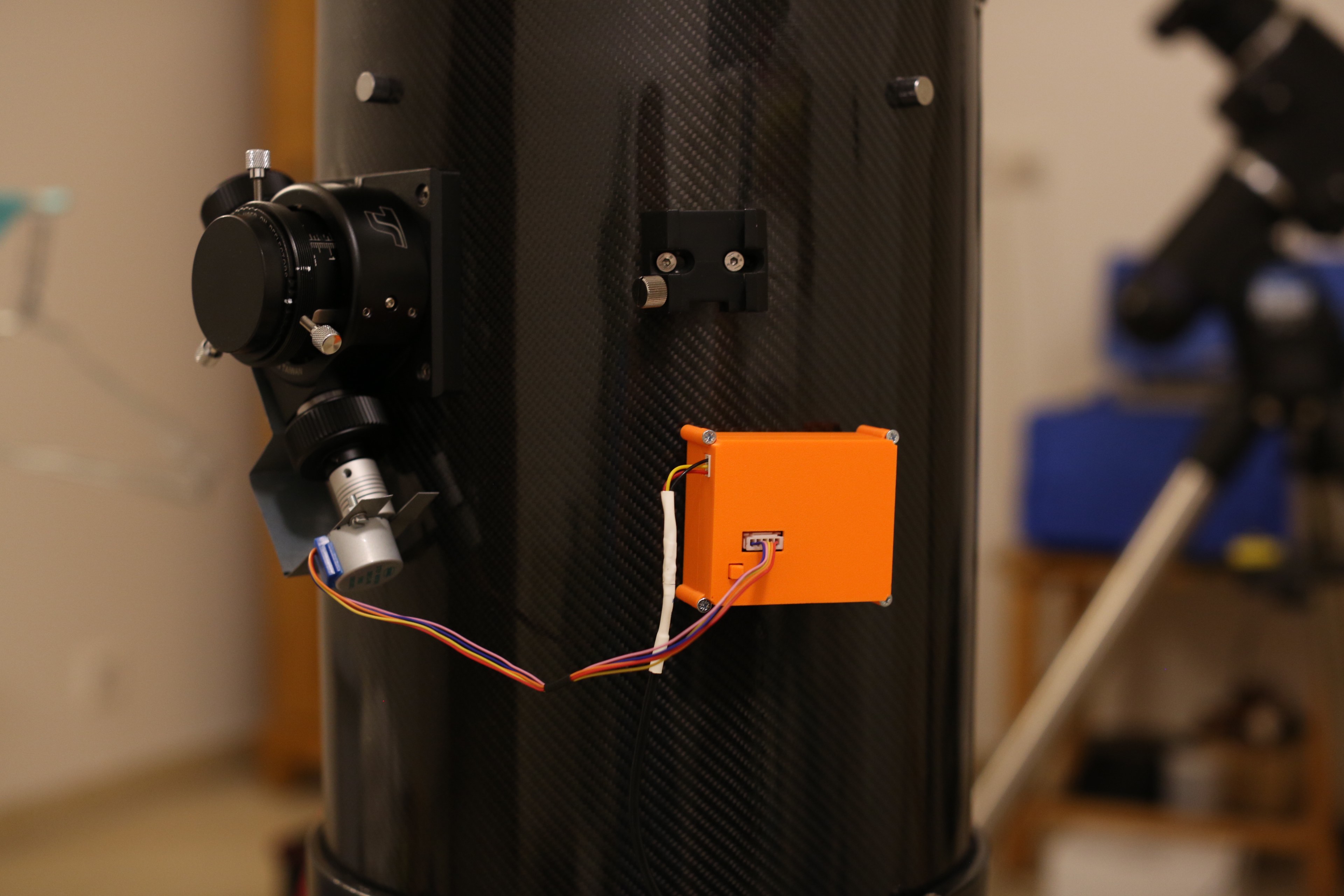 GitHub - lutzbellmann/moonlite-focuser-clone: Electric USB or Bluetooth Focuser that is ...