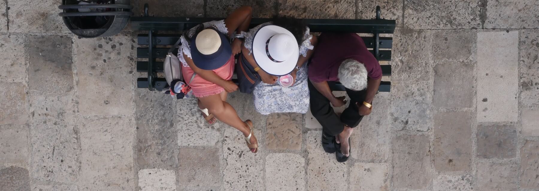 GitHub - lucamug/elm-masonry: Simple masonry layout in 50 lines of Elm code