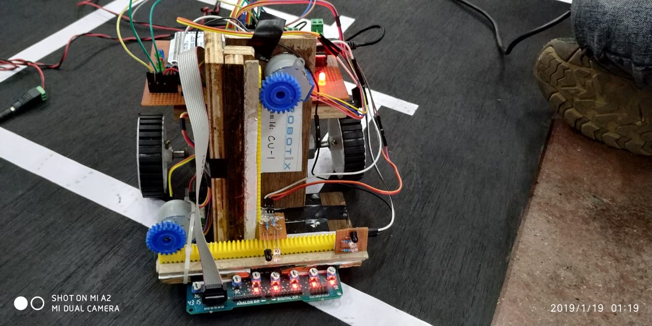 GitHub - nbiswajeet77/Kshitiz-fest: The problem statement was to design a line follower robot to ...