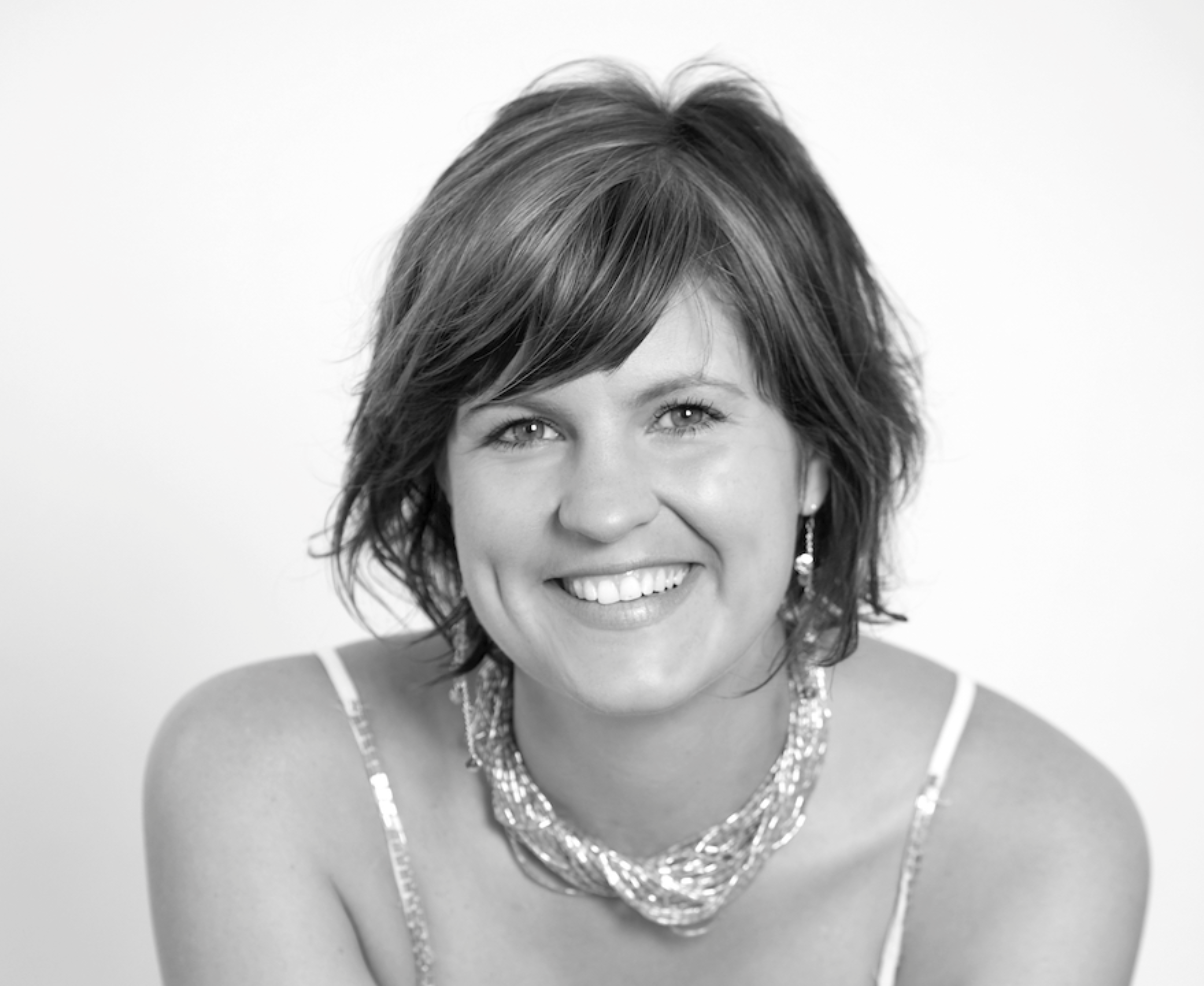 GitHub - Bealby/lisa-fairfield-OLD-WEBSITE: HTML / CSS / Javascript