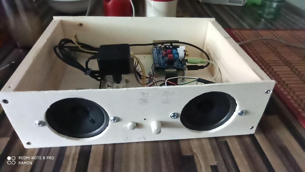 GitHub - RamonWeb/Raspberry-Internet-Radio: Raspberry Internet Radio (einfach)