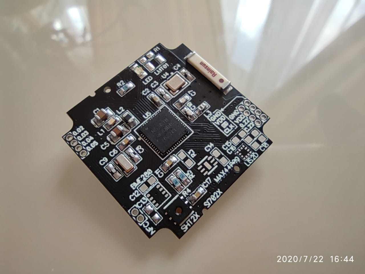 MICRO-MULTI-TEMPERATURE-SENSOR-WITH-ACCELEROMETR/Schematic/Schematic ...