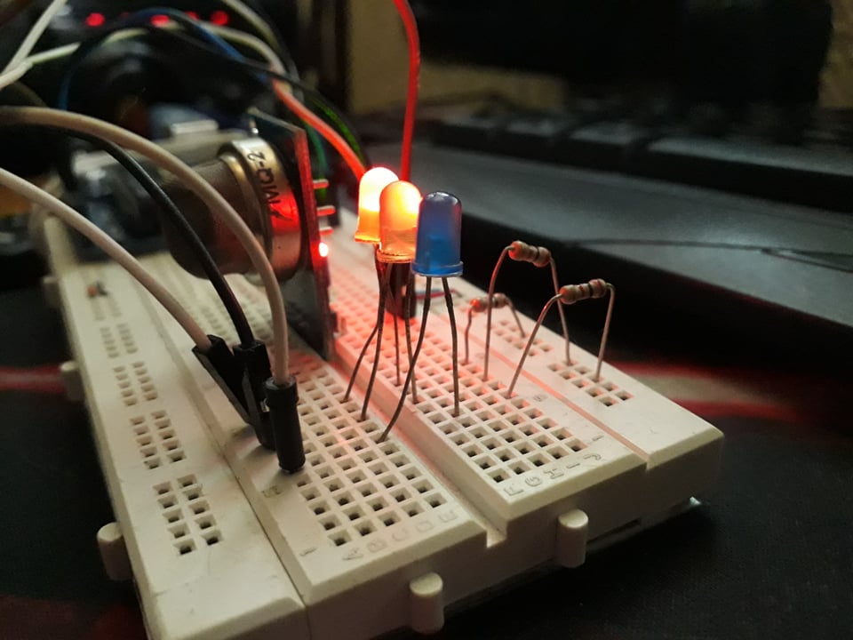 GitHub - Worxten/ProyectoFinalRedes2Sensor: Proyecto Sensor (Arduino ...