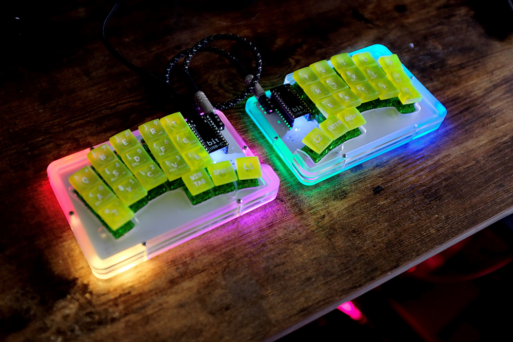 GitHub - madebyperce/tapir36: Minimally spaced MX ergo split · GitHub