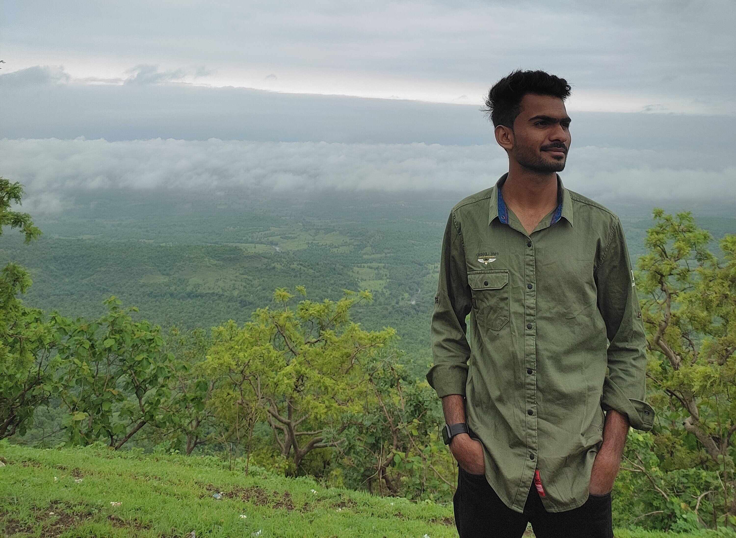 GitHub - dayal-dhakad/Myportfolio: This is my own personal portfolio website.