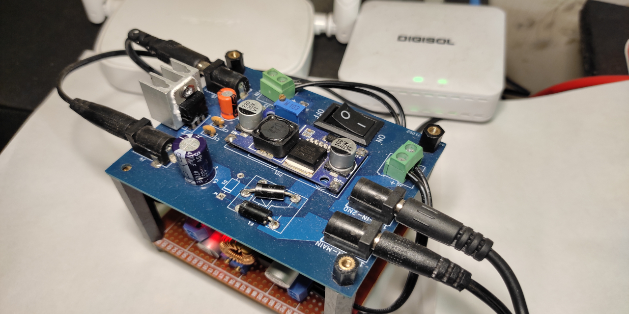 GitHub - Ozonised/DIY-UPS-for-WiFi-Router: UPS for Wi-Fi routers and ONU